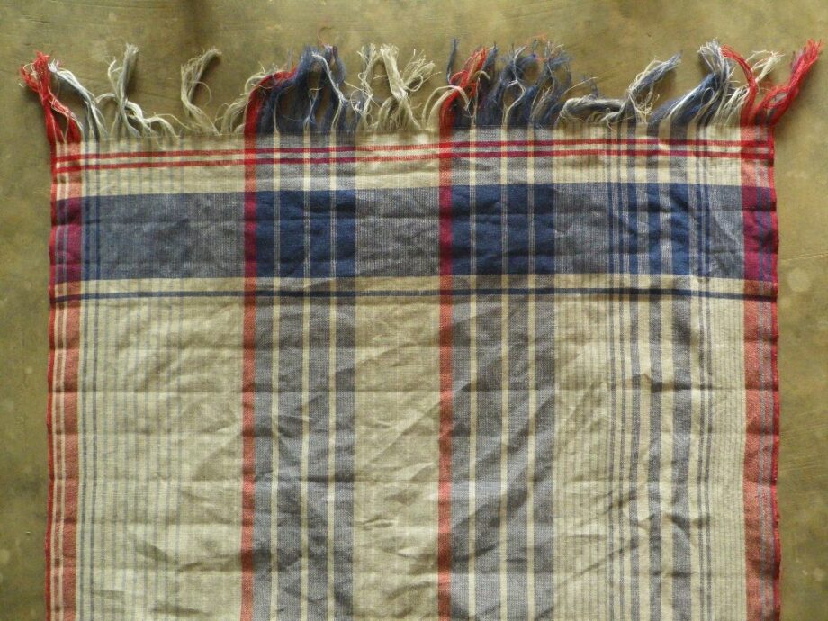 Designing and weaving the Citizen krama